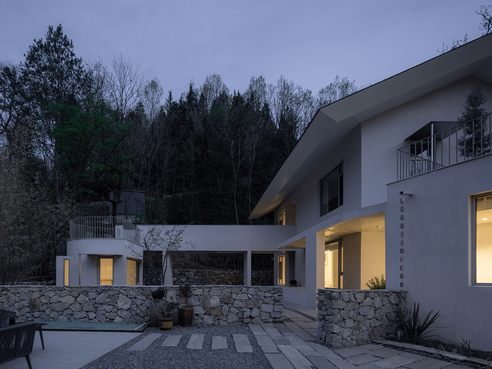 Traveling Through the Mountains: Beidou Mountain Homestay Cluster in ...