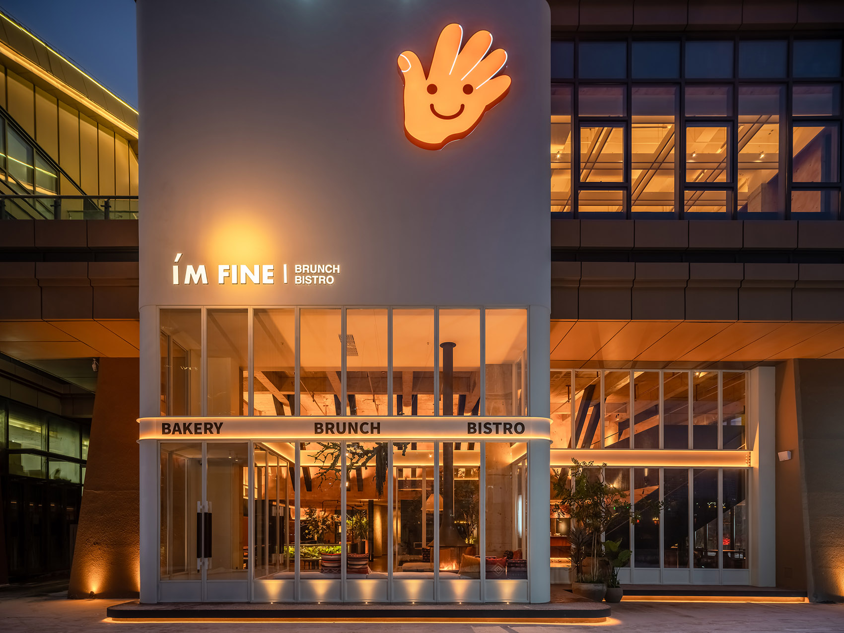 Xining IM FINE First Store by Guo Xin Space Design - 谷德设计网