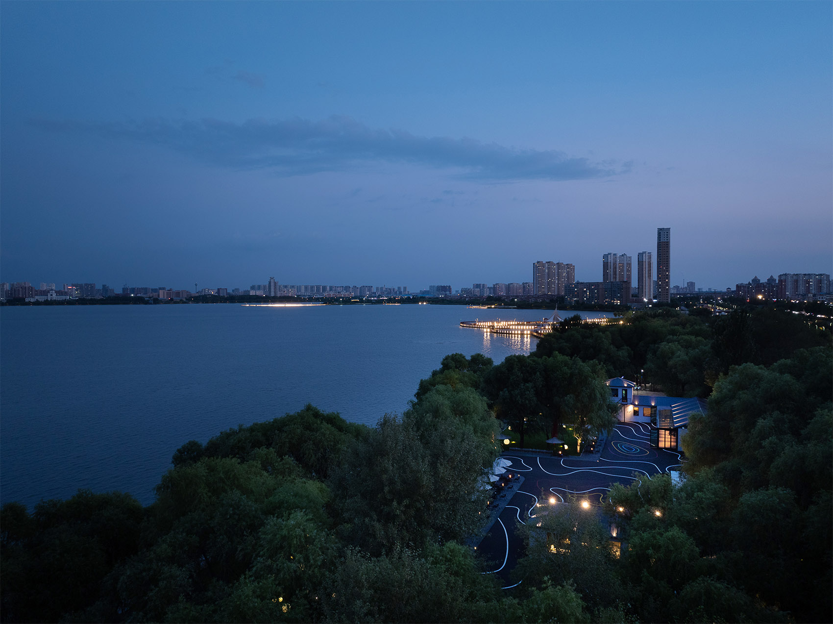 Daqing Binzhou Lake by Slow Coral Design - 谷德设计网