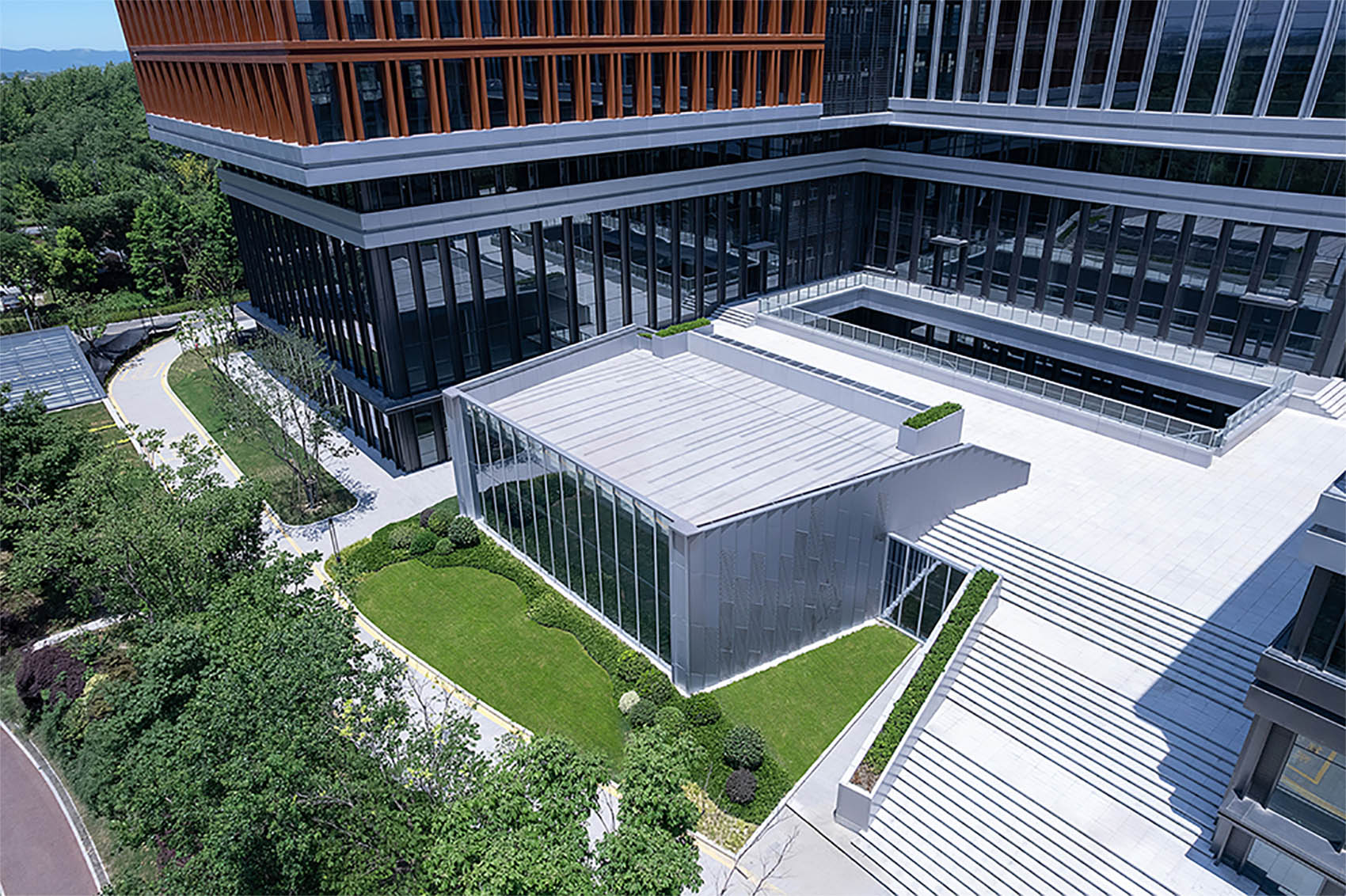 Public Facilities Renovation of HIIG Intelligent Manufacturing Center ...