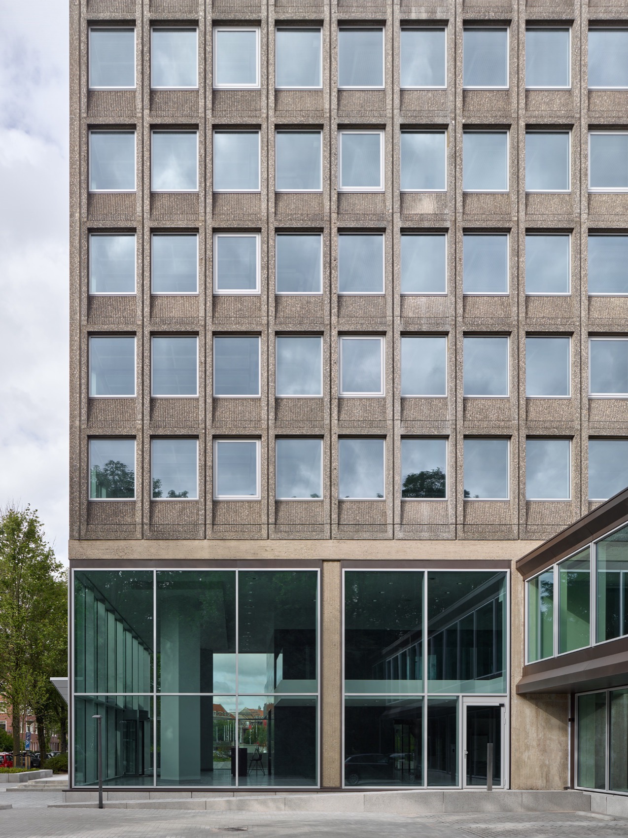 Staal-Kade by Office Winhov - 谷德设计网