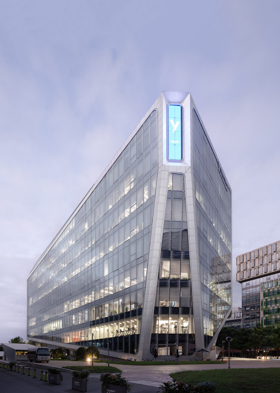 Yowant Headquarters Building by gad - 谷德设计网