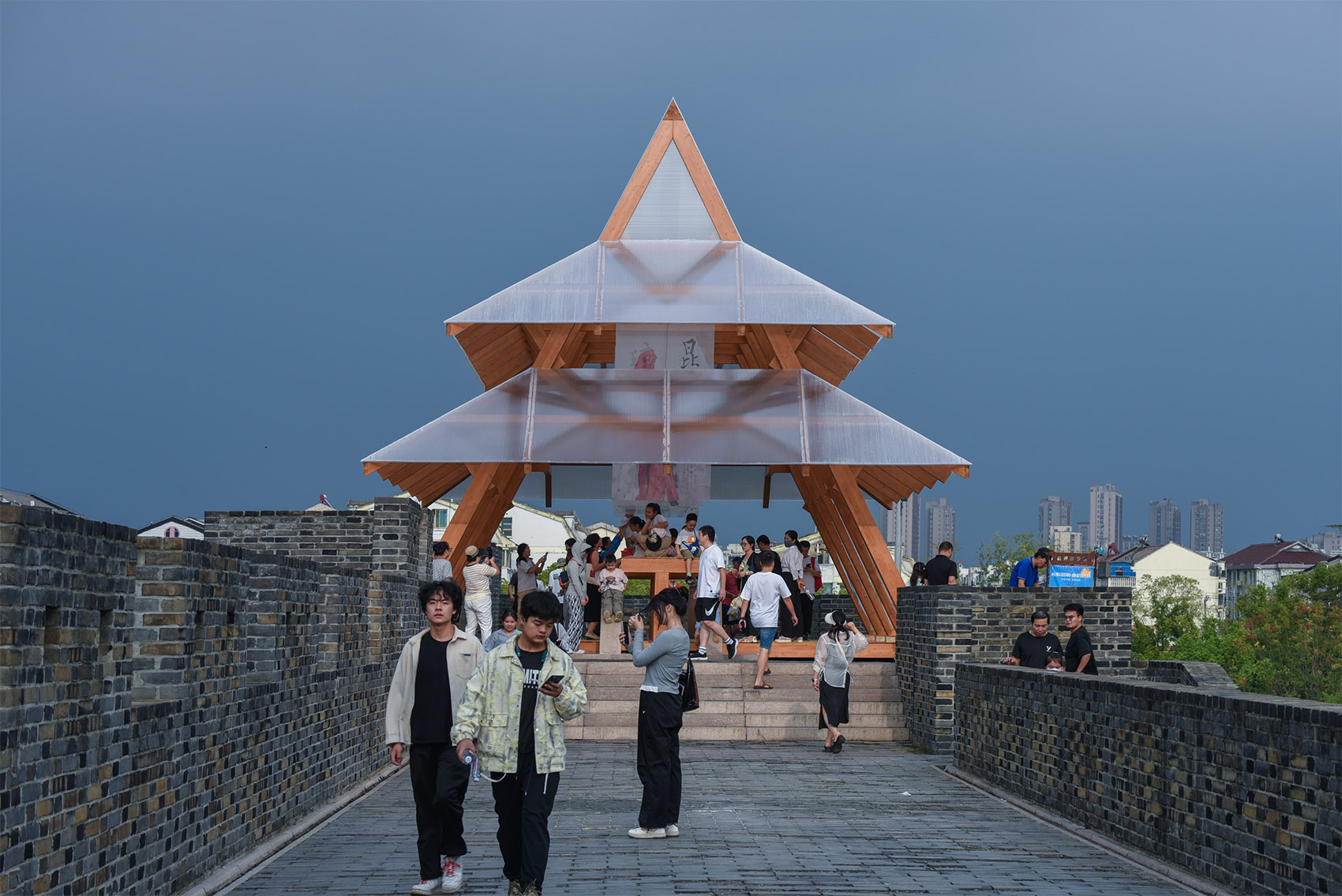 ”Recreating Gongchen Gate” – Art Installation by IAI D-R-C, China ...