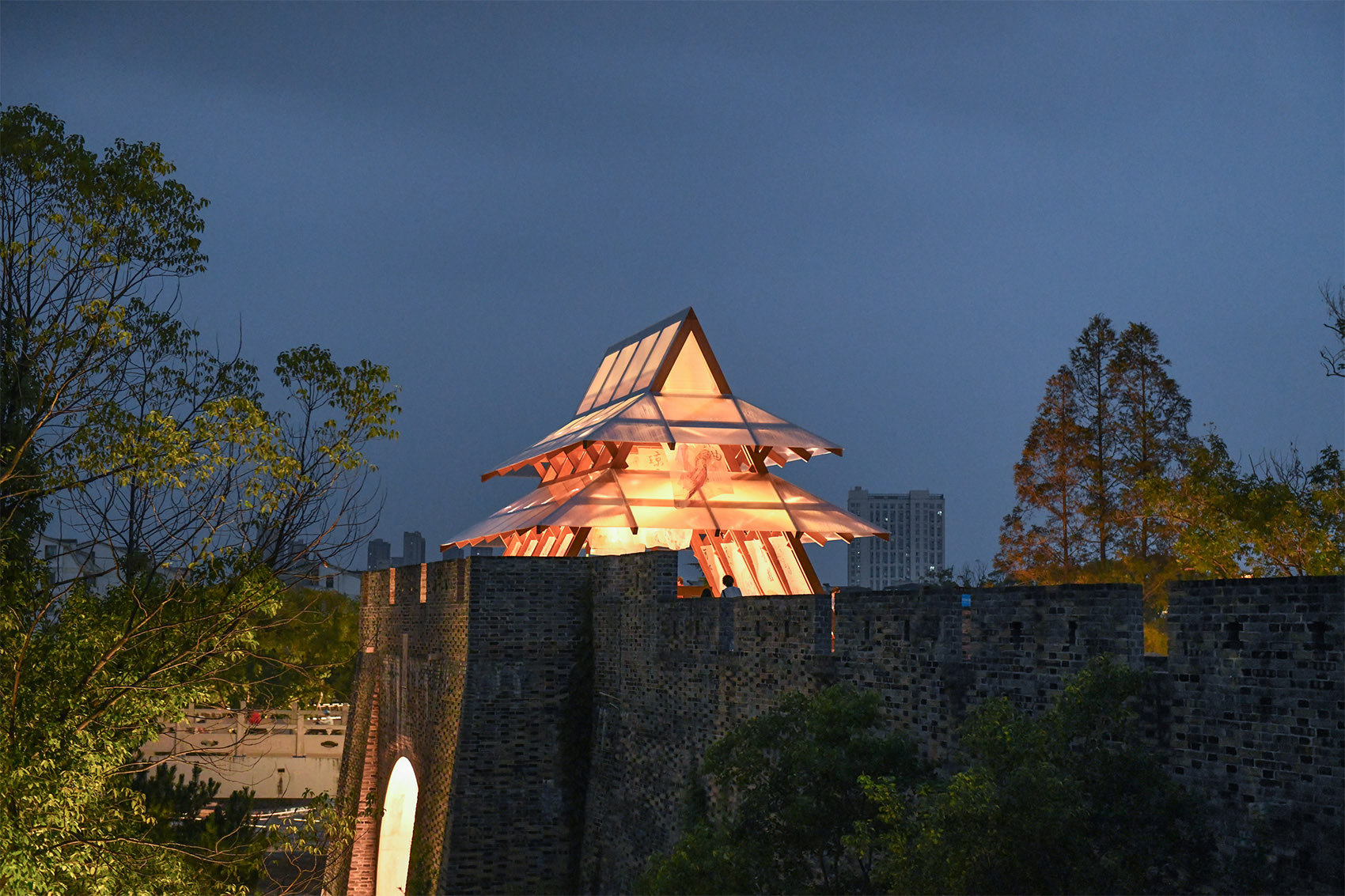 ”Recreating Gongchen Gate” – Art Installation by IAI D-R-C, China ...