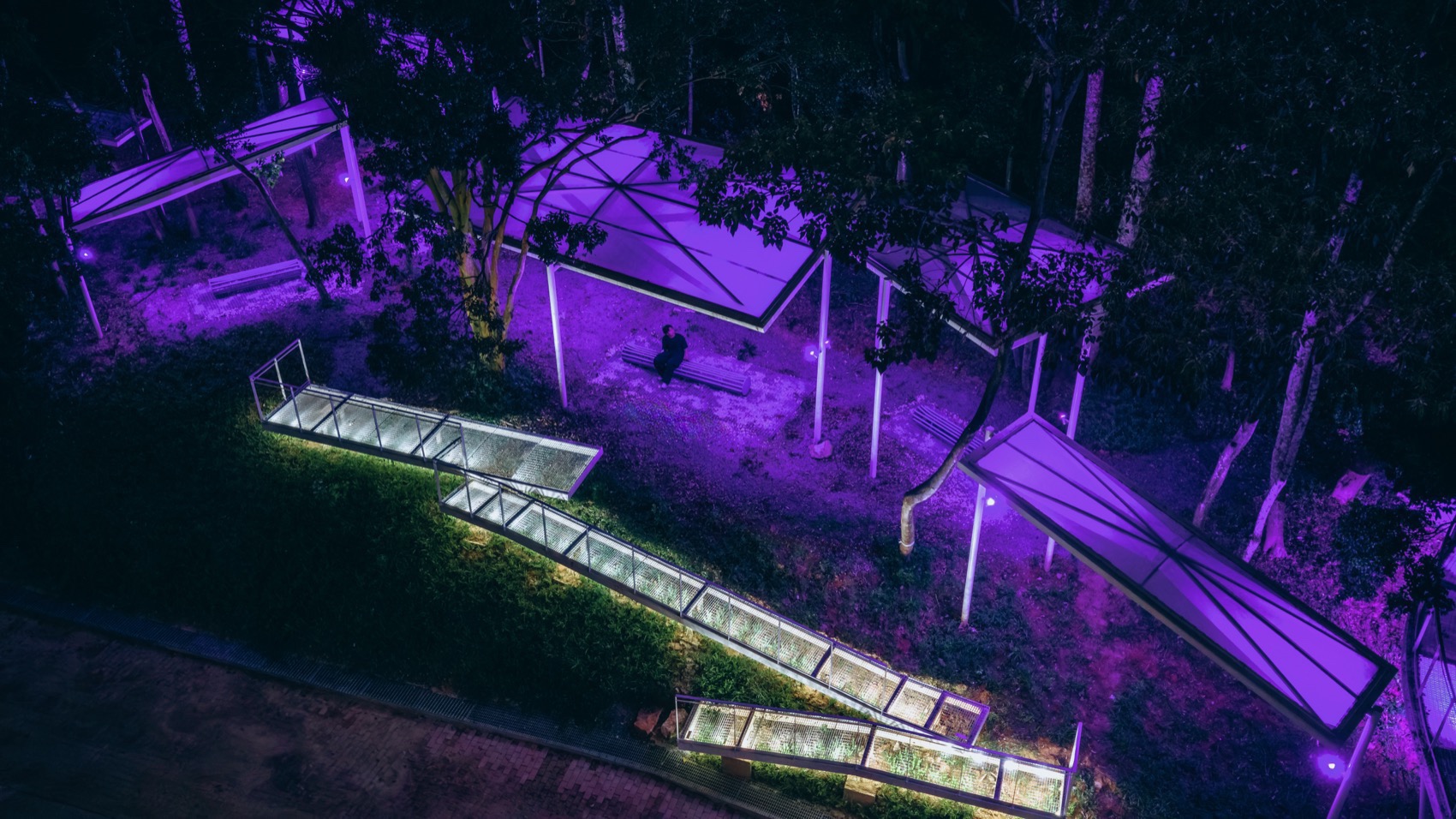 Floating Canopy Grove by People’s Architecture Office - 谷德设计网