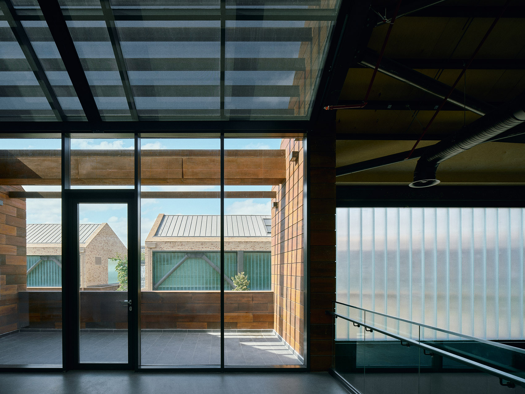 TCDD Temporary Offices & Art Galleries by Erhan Vural Architecture ...