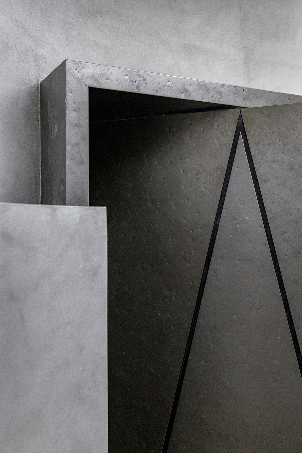 The Silent Gaze by FON STUDIO - 谷德设计网