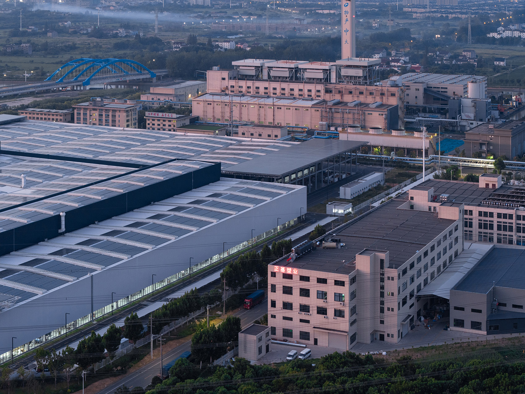 Tederic GIGA Factory (Tongxiang) by milanesi ｜paiusco - 谷德设计网