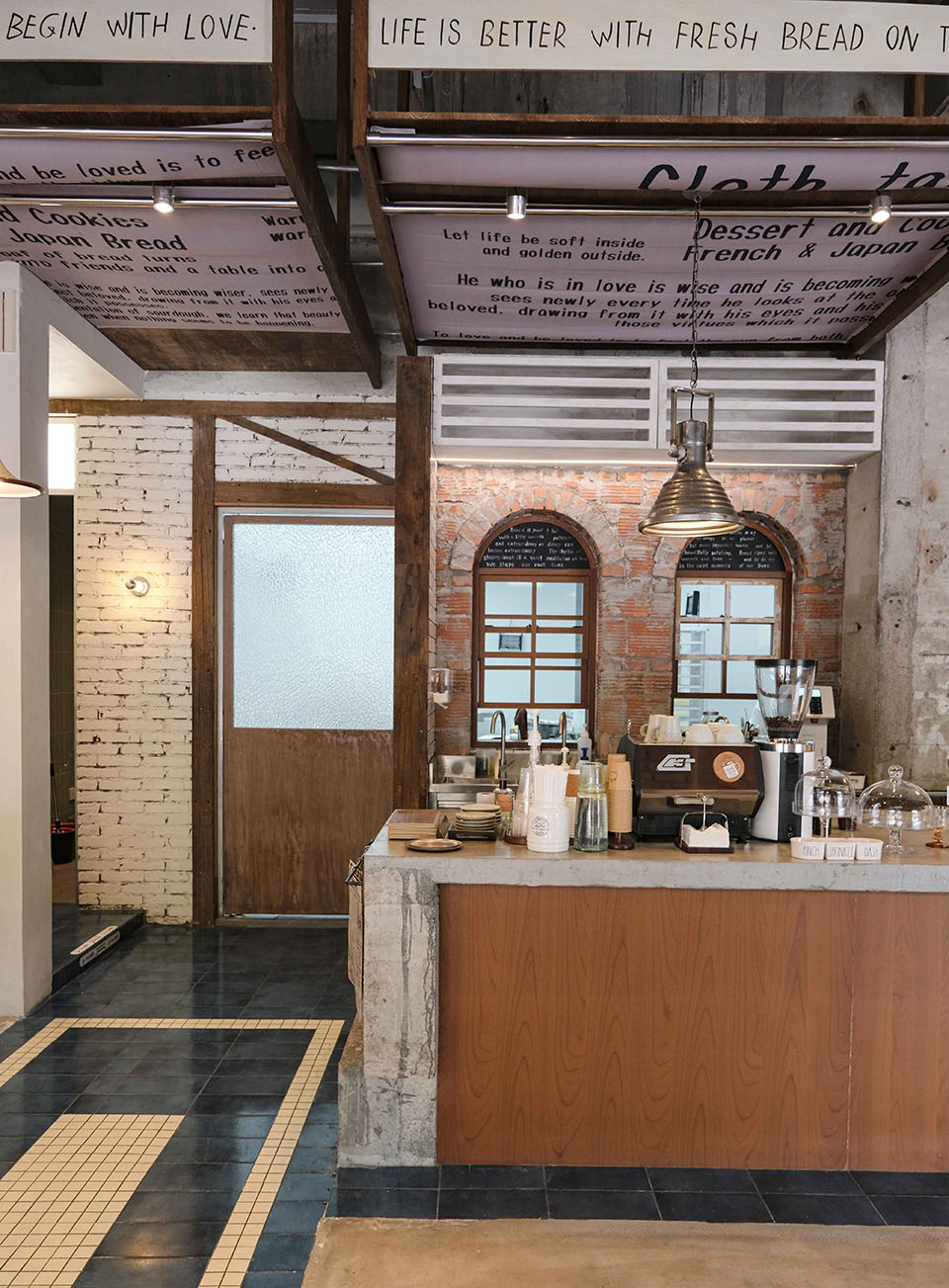 Cloth Tail Bakery by YOOQ STUDIO - 谷德设计网