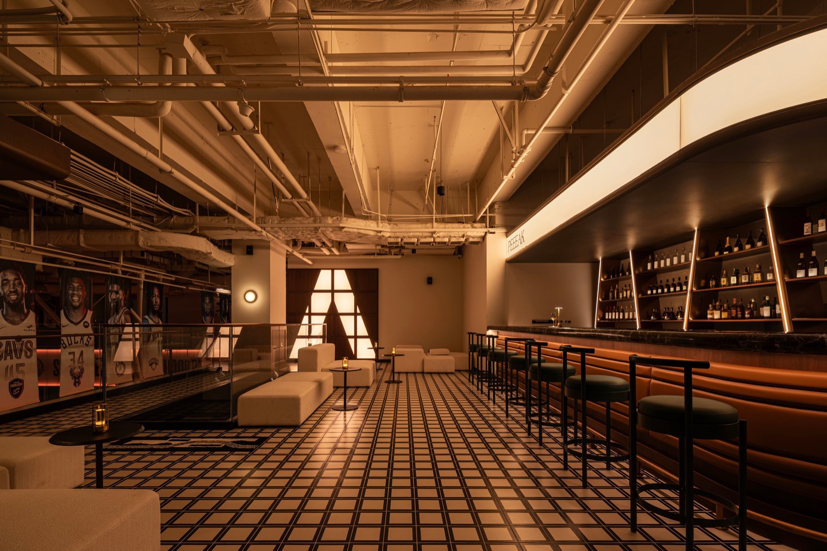 PEEEAK Café & Bar by Vivienne Han Design - 谷德设计网