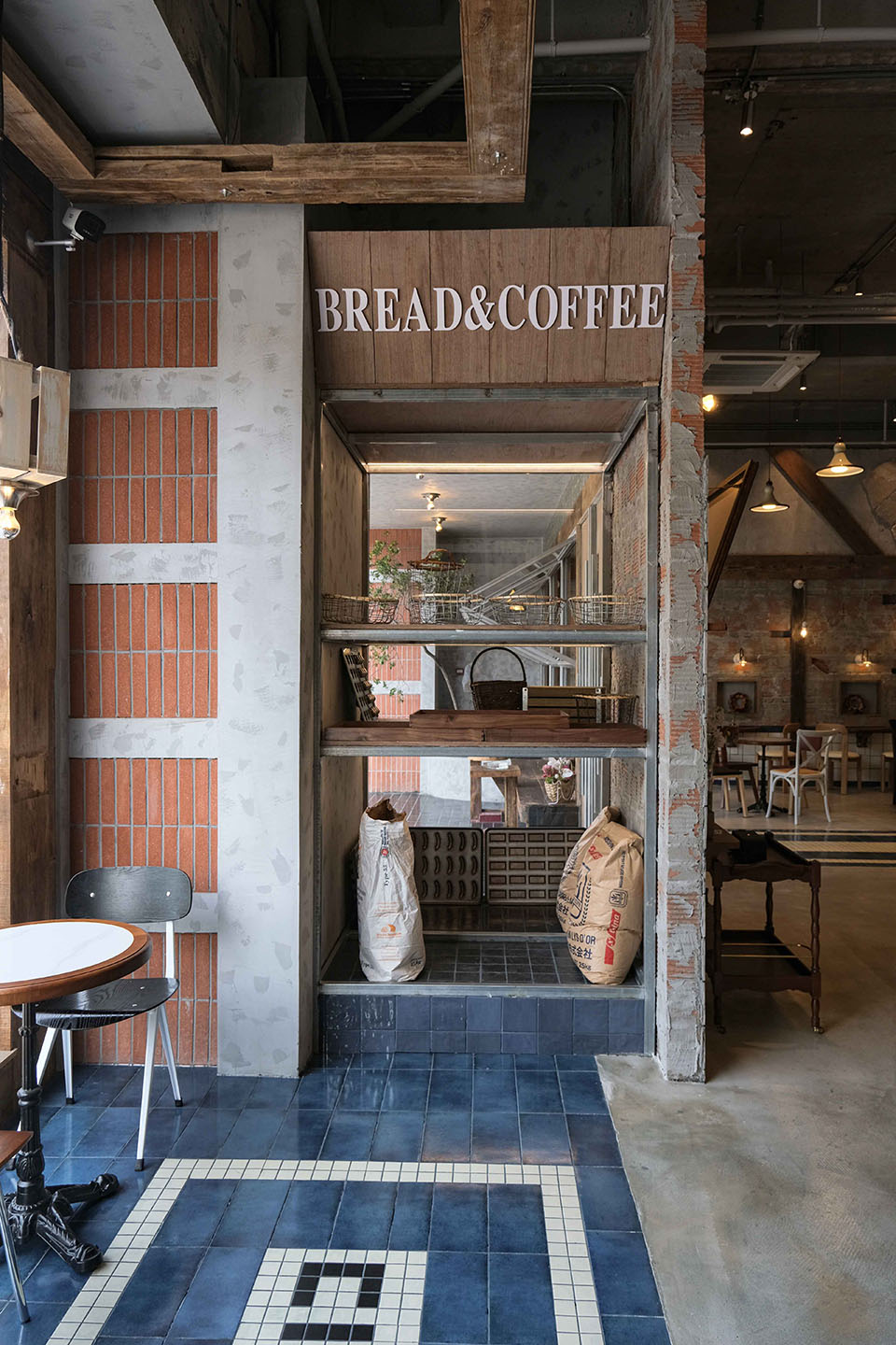 Cloth Tail Bakery by YOOQ STUDIO - 谷德设计网