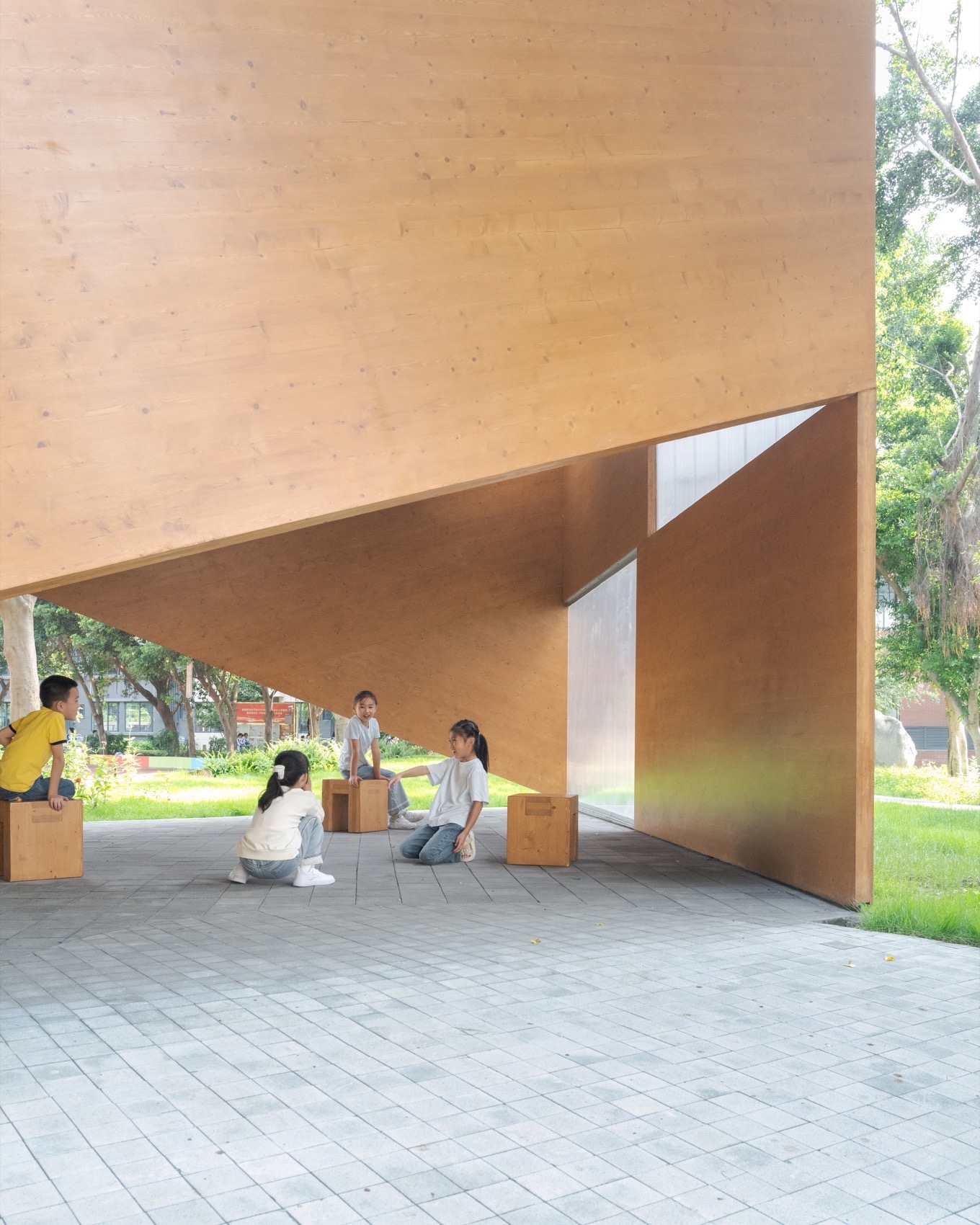 School Pavilion and Landscape by some + fuli - 谷德设计网