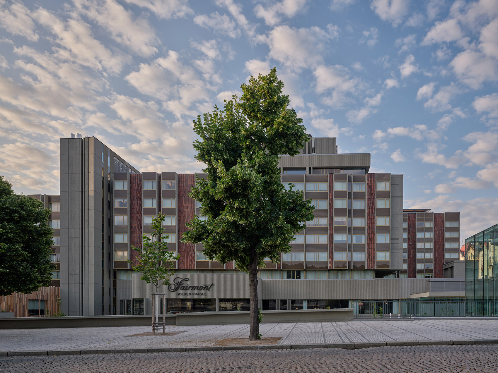Reconstruction of a Brutalist Icon by TaK Architects - 谷德设计网