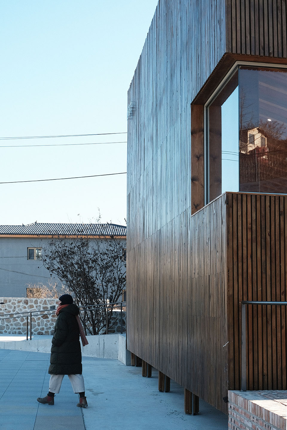 Public Learning Hub in a Mountain Valley by Hapitat Architects - 谷德设计网