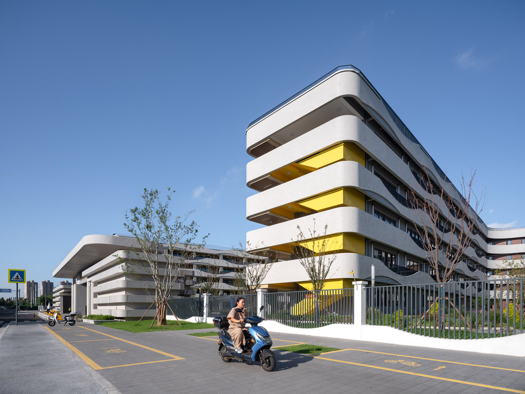 Wuxi Xinwu Shixin Experimental School by MINAX Architects - 谷德设计网