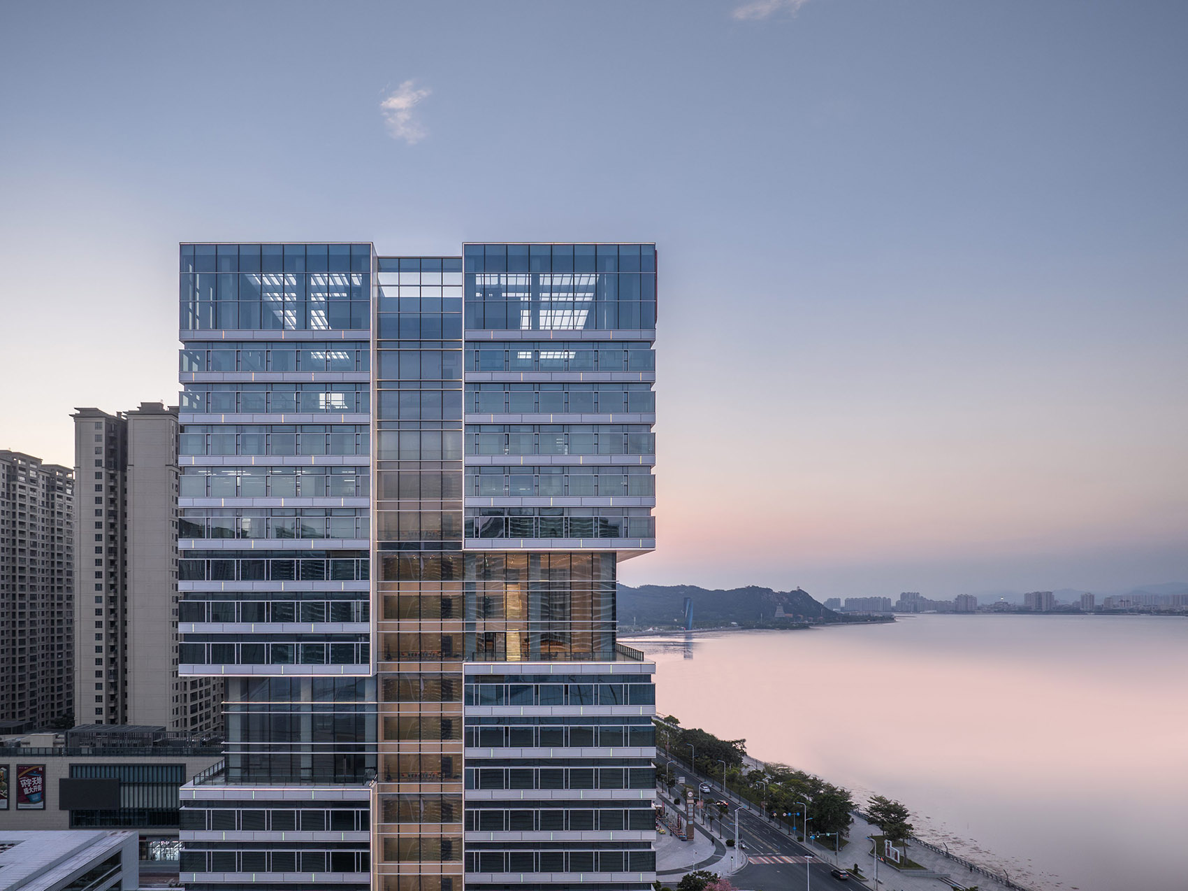 CHJ Plaza in Shantou by gmp - 谷德设计网