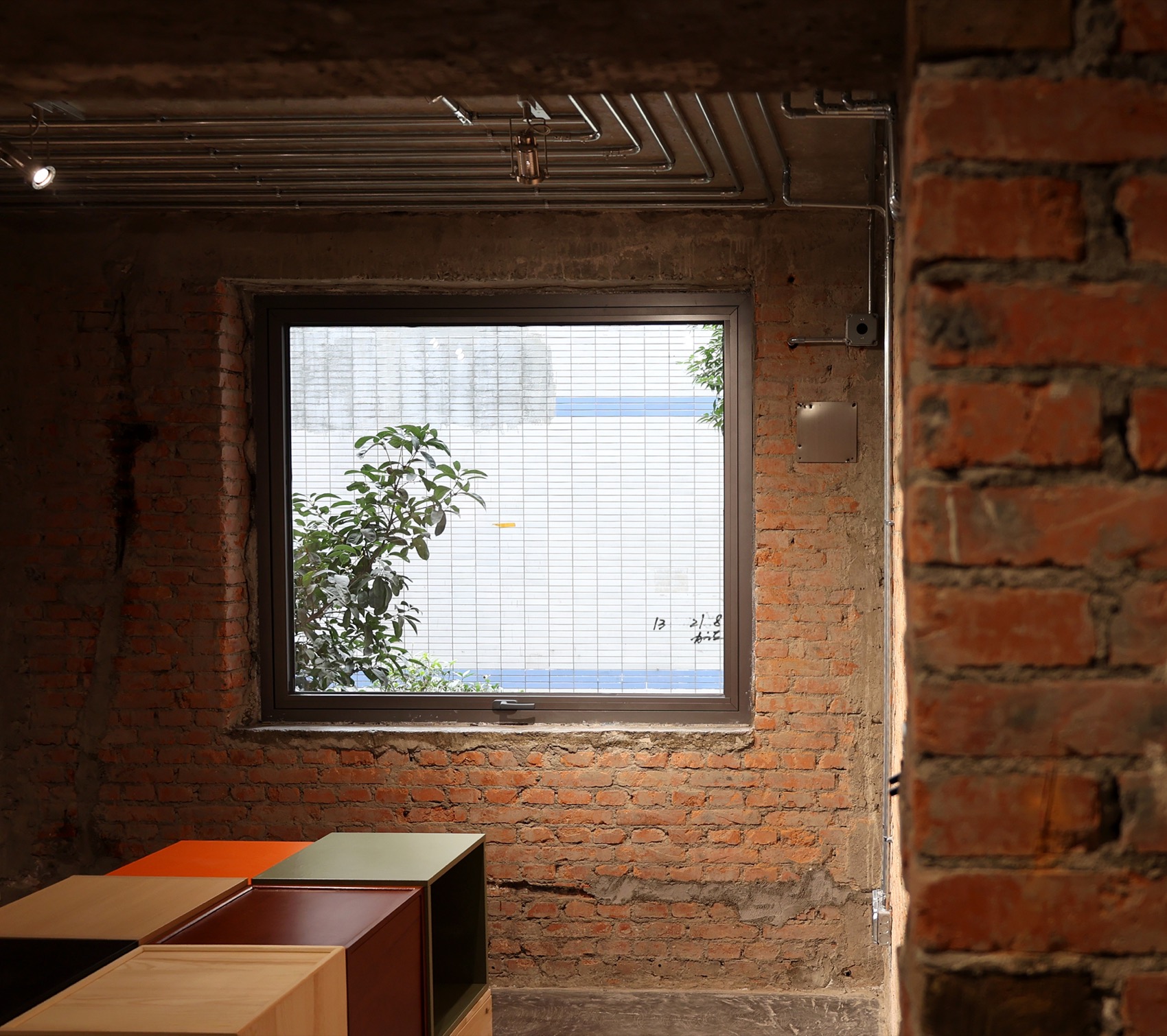 BOXES Narrow Hall by Chengdu Beyond Space Architectural Design Co., Ltd ...