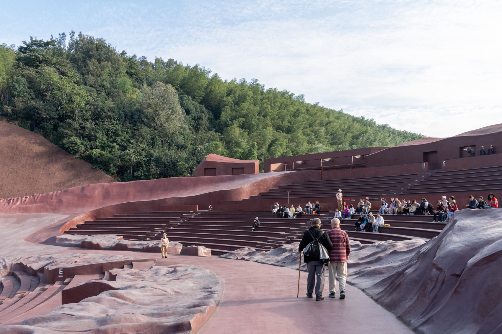 The Earth Valley Theater in Yaohu Village by GOA - 谷德设计网