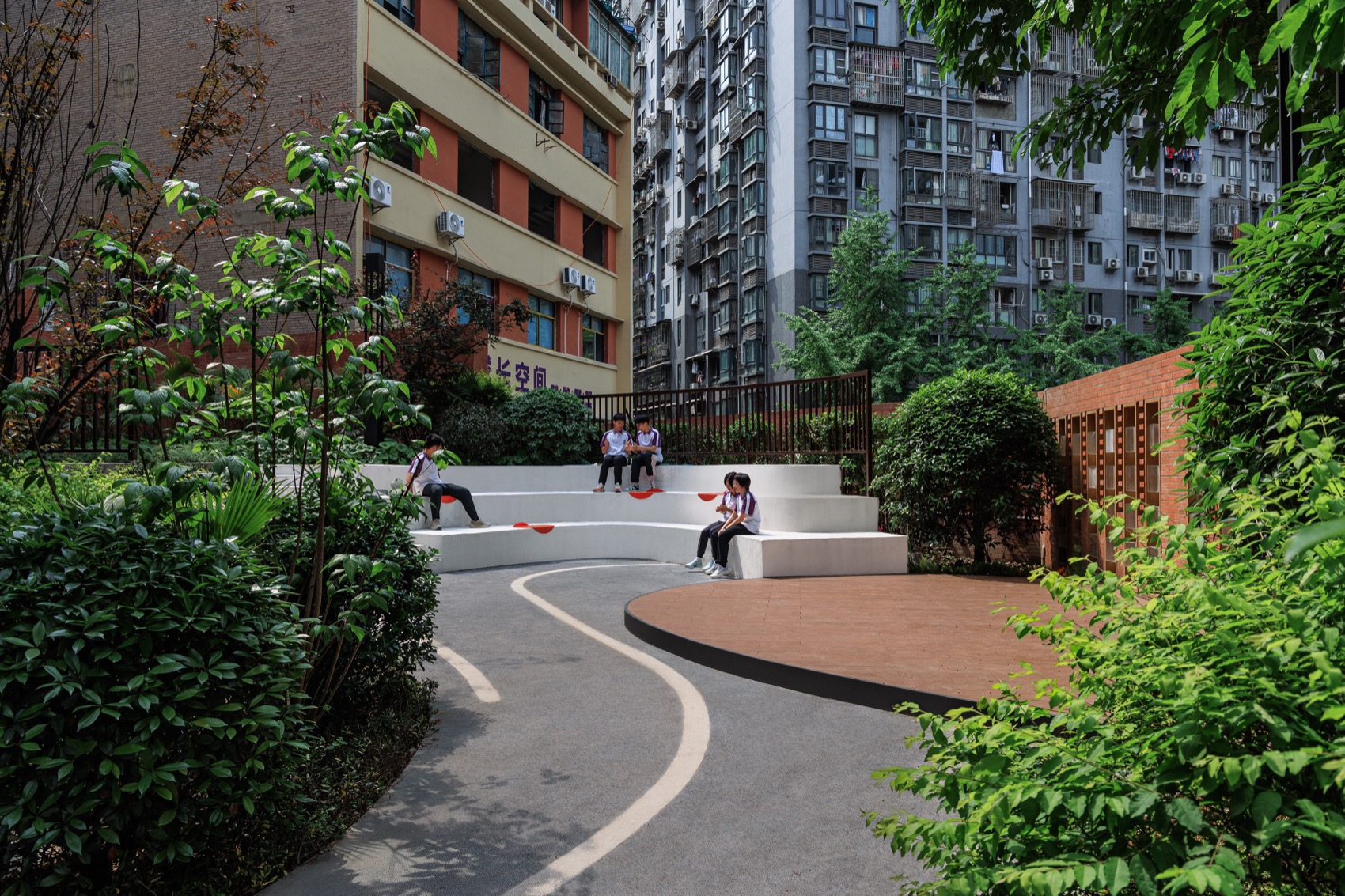 Landscape Transformation of Zhangjiagarden Campus, Bashu Secondary ...