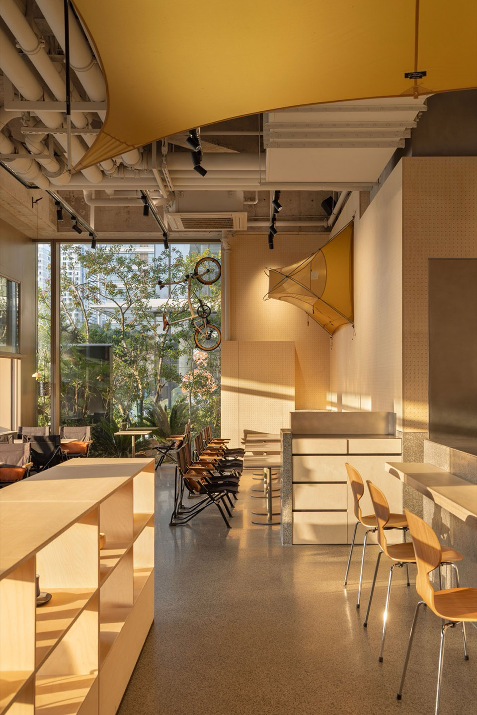 CEOL x OFF in Qincheng Park by Hangzhou Guantang Interior Design Co ...