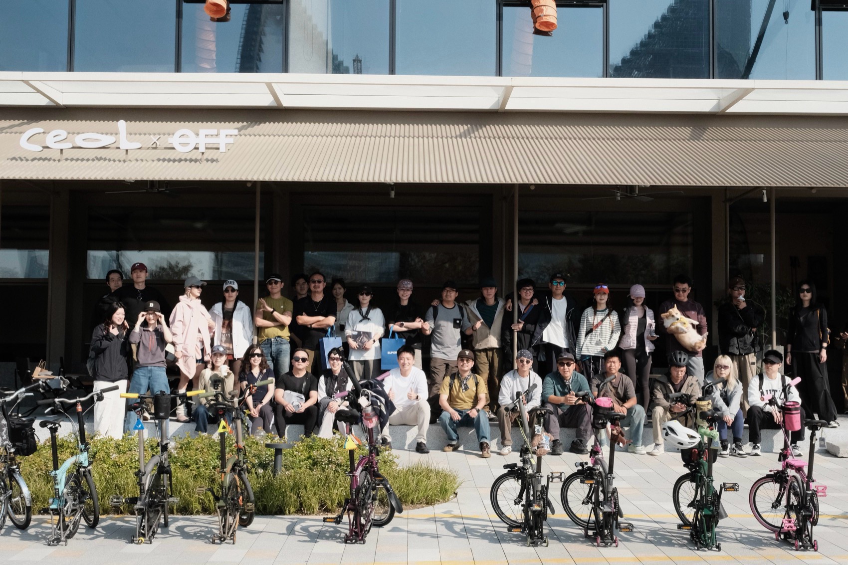 CEOL x OFF in Qincheng Park by Hangzhou Guantang Interior Design Co ...