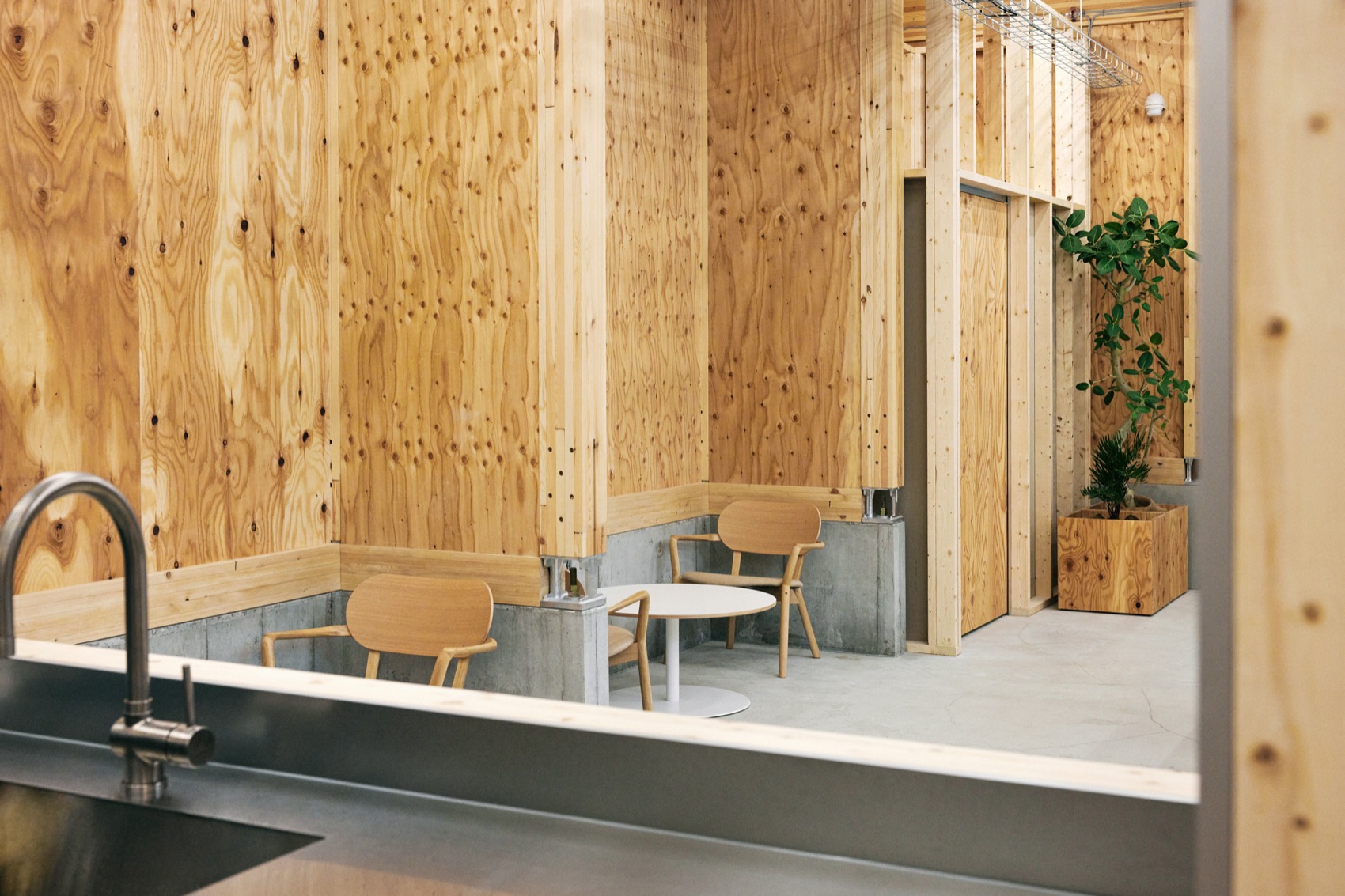 Uchida Shoten New Head Office by Jo Nagasaka / Schemata Architects - 谷德设计网