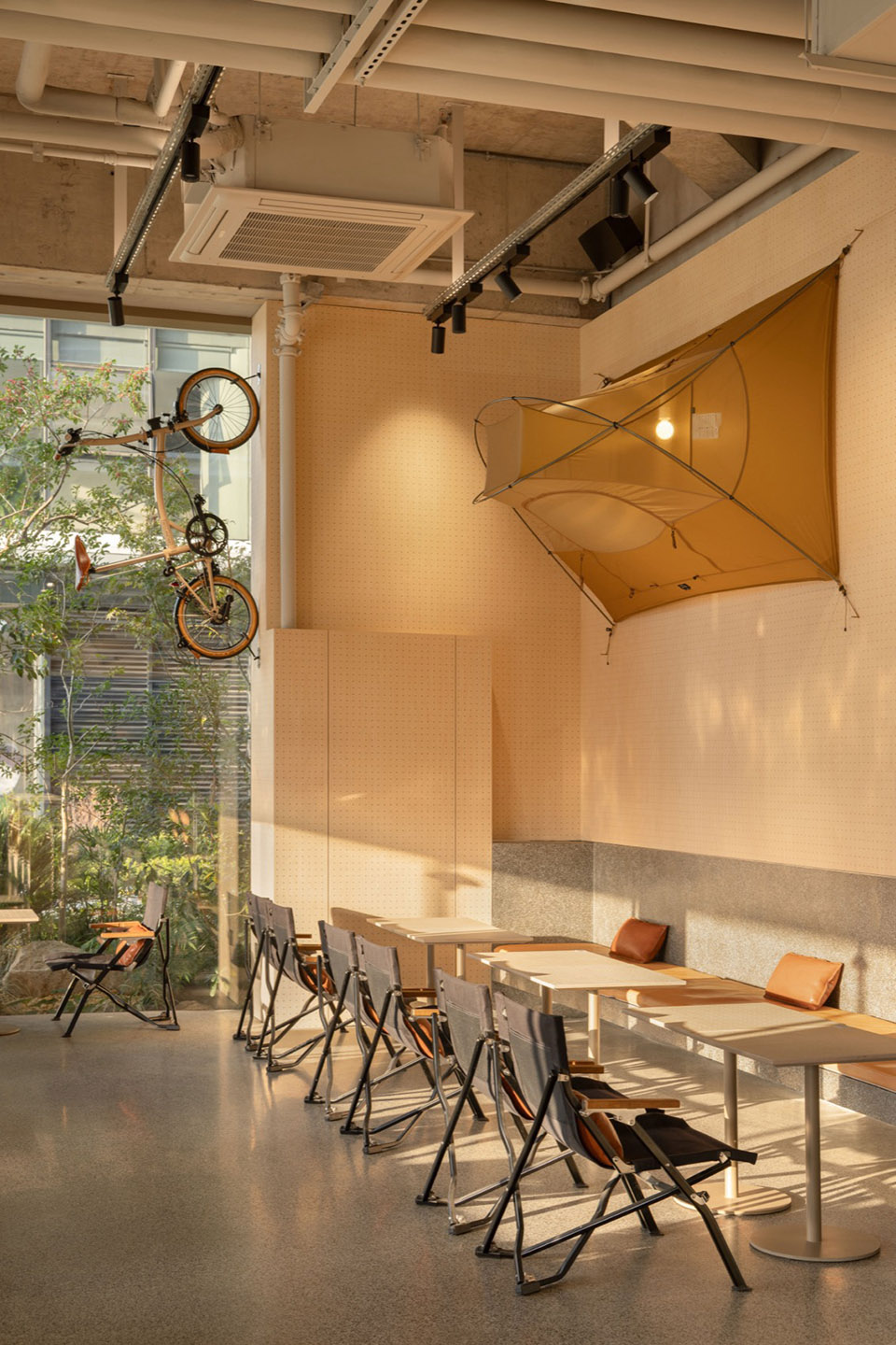 CEOL x OFF in Qincheng Park by Hangzhou Guantang Interior Design Co ...