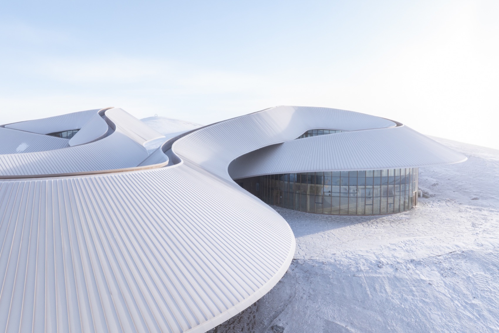 Volcano-In Visitor Center by PLAT ASIA - 谷德设计网