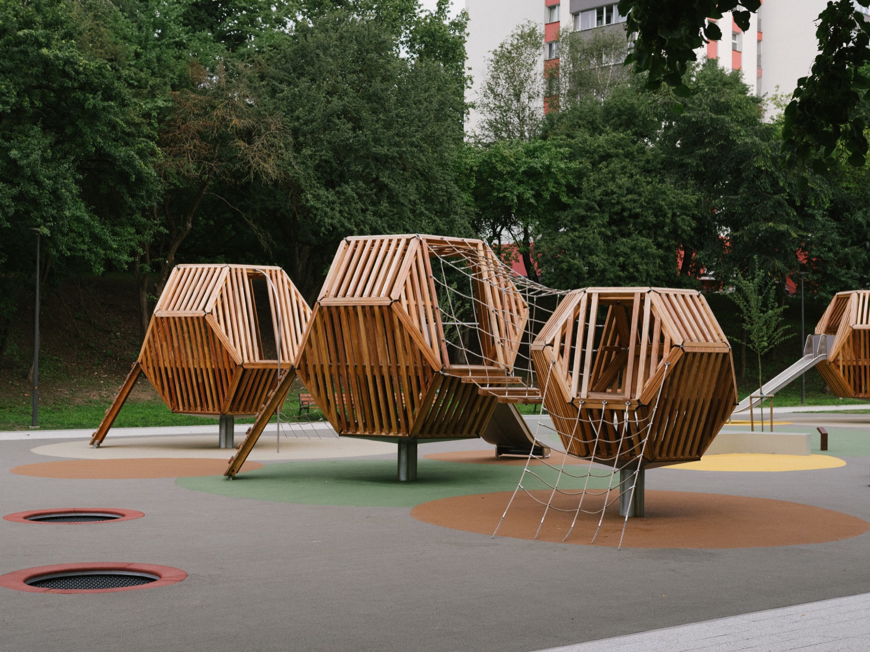 Kovo 11 Park Revitalization Project by Inout designstudio - 谷德设计网