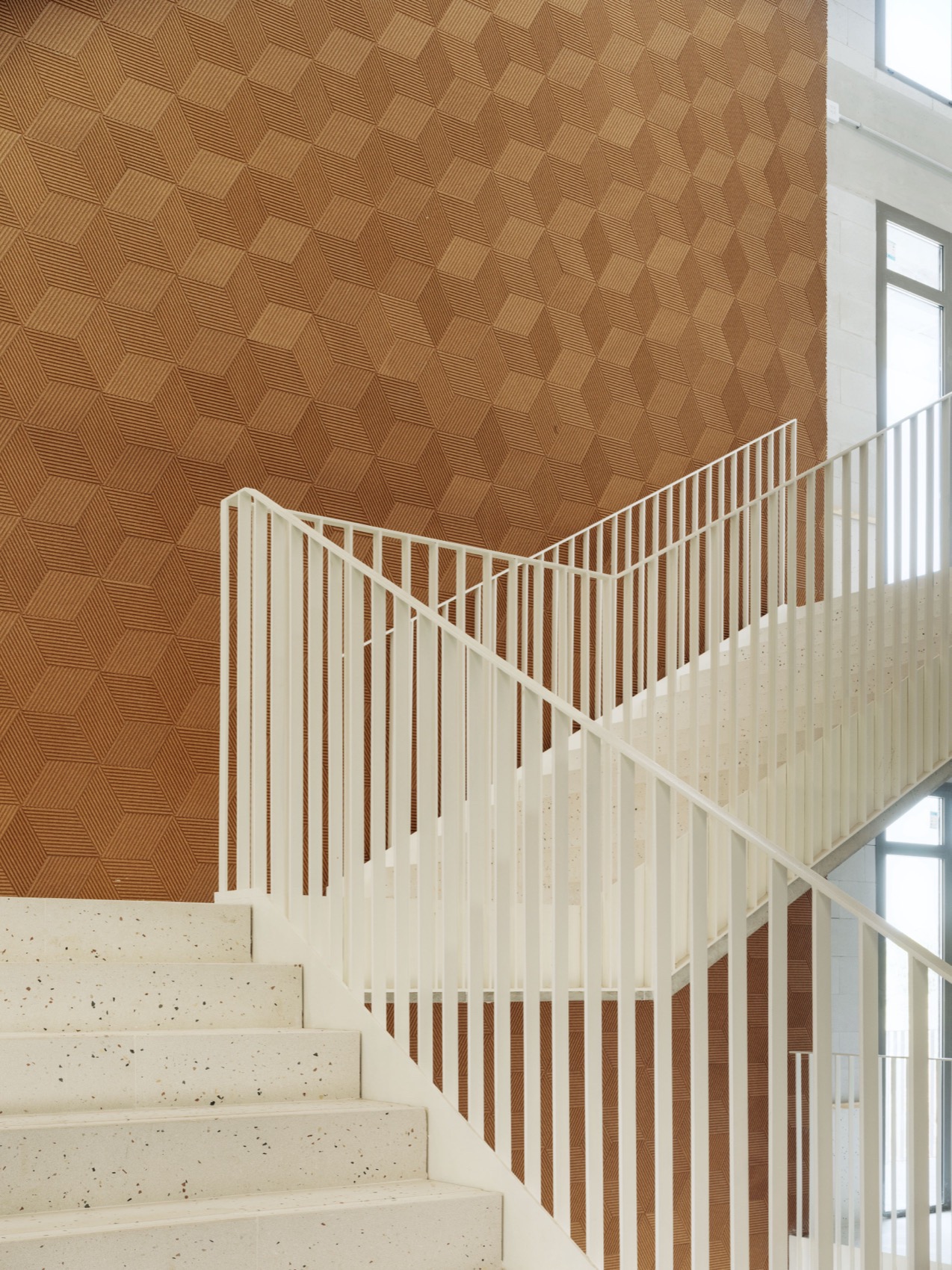 松莫伊克斯教育中心，西班牙 / GRAS Arquitectos - 谷德设计网