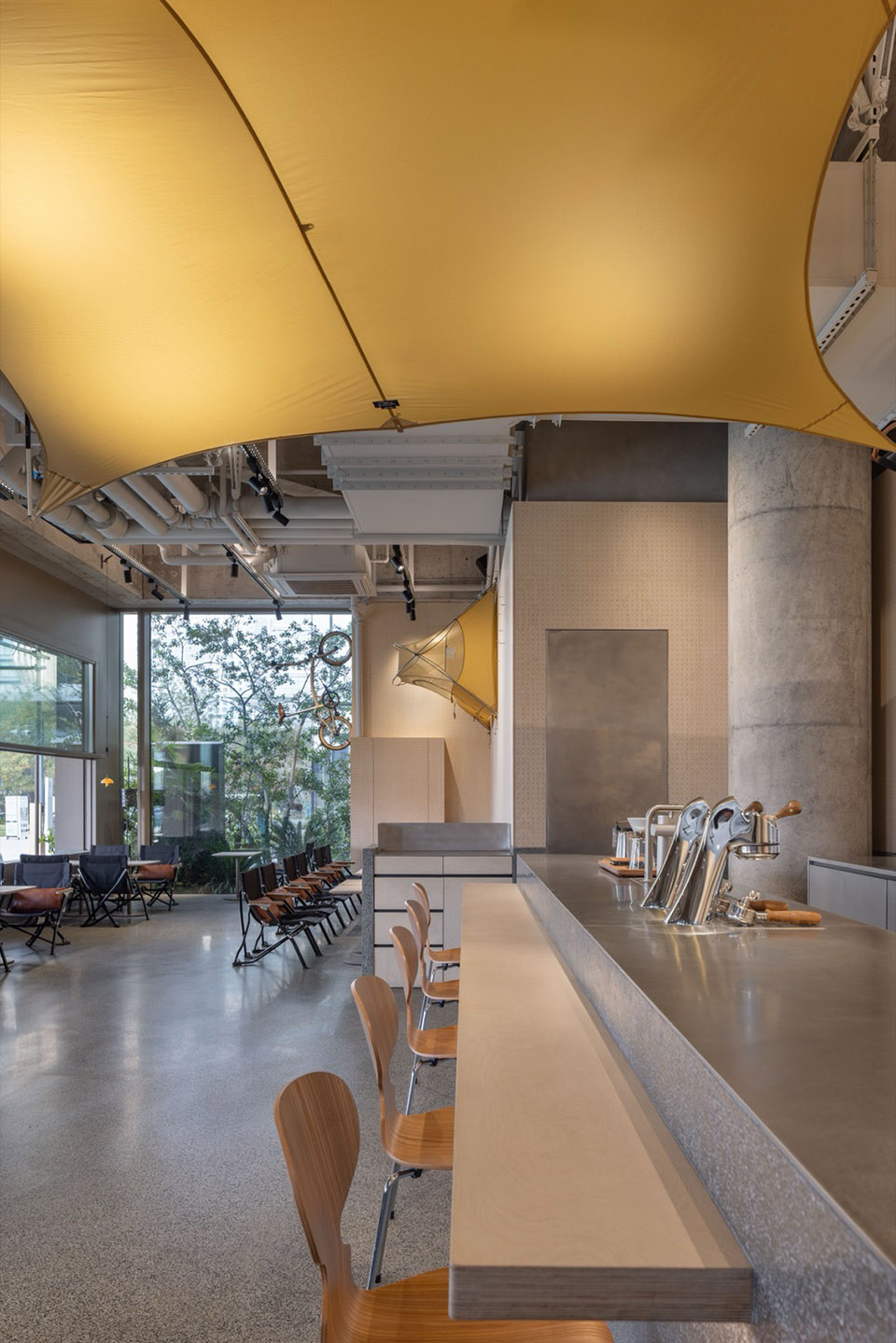 CEOL x OFF in Qincheng Park by Hangzhou Guantang Interior Design Co ...