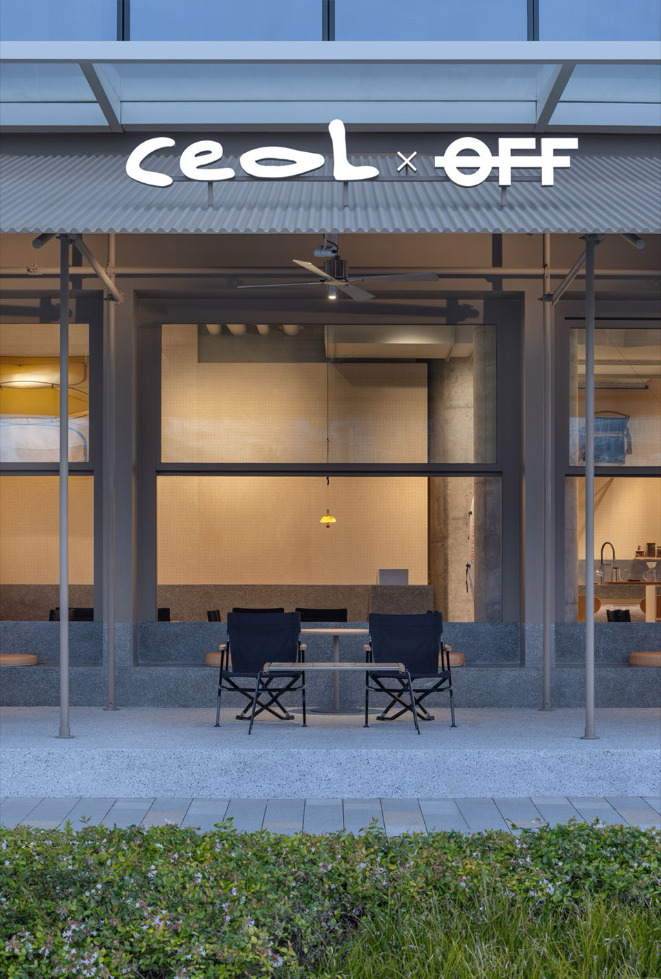 CEOL x OFF in Qincheng Park by Hangzhou Guantang Interior Design Co ...