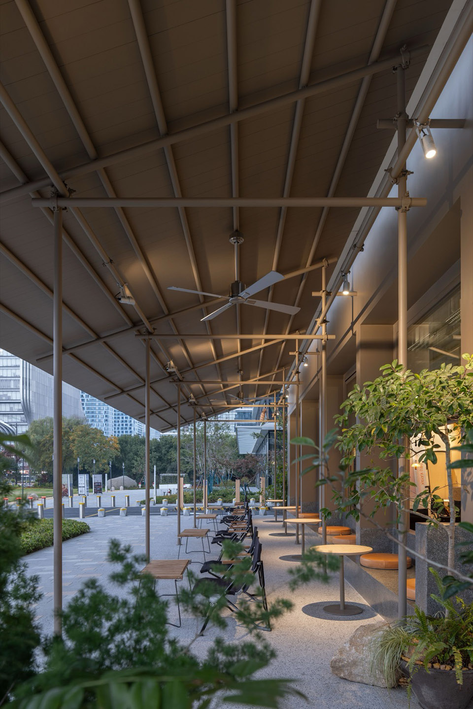 CEOL x OFF in Qincheng Park by Hangzhou Guantang Interior Design Co ...