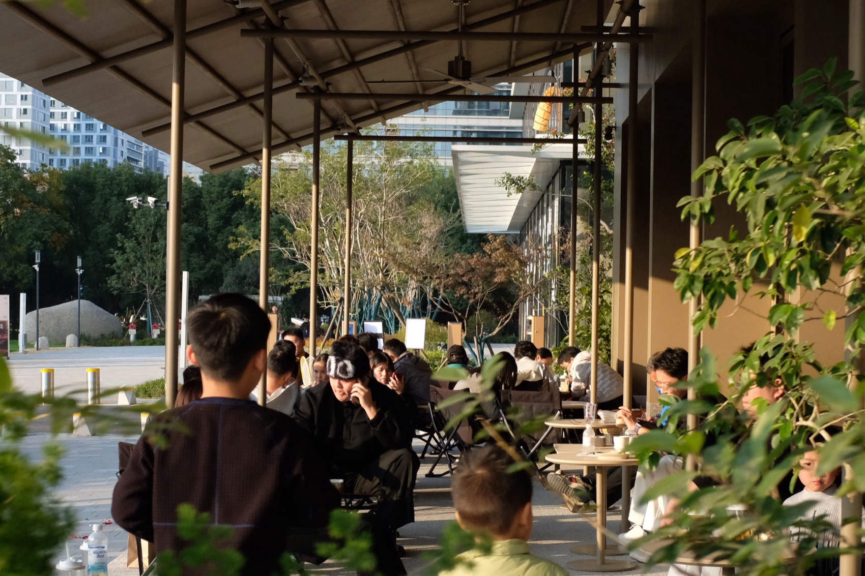 CEOL x OFF in Qincheng Park by Hangzhou Guantang Interior Design Co ...