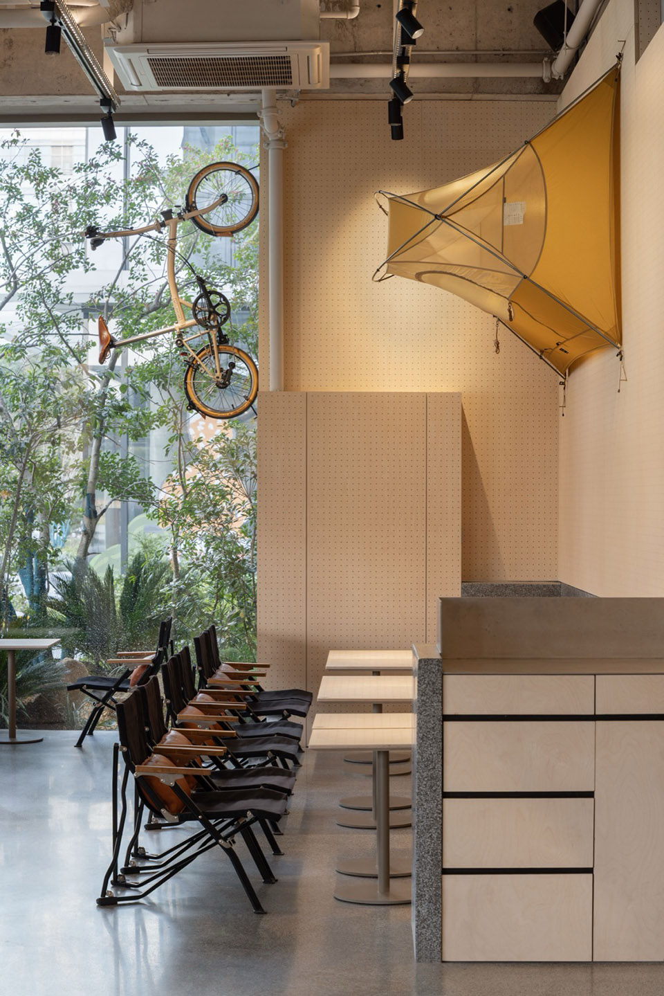 CEOL x OFF in Qincheng Park by Hangzhou Guantang Interior Design Co ...