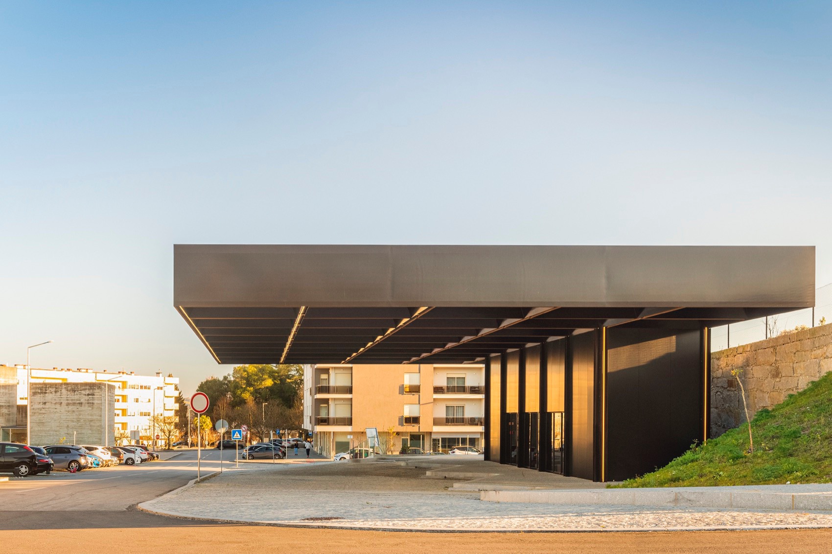 Intermodal Hub of Lousada by Spaceworkers - 谷德设计网