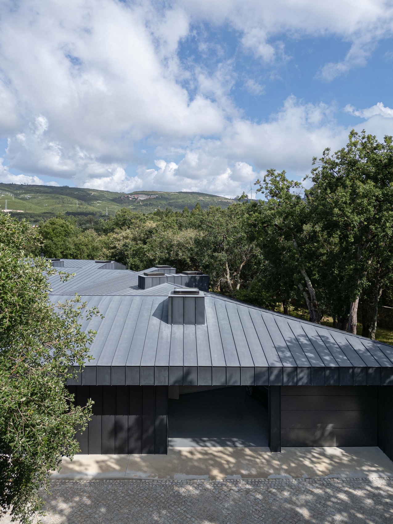 CC House by Inception Architects Studio - 谷德设计网
