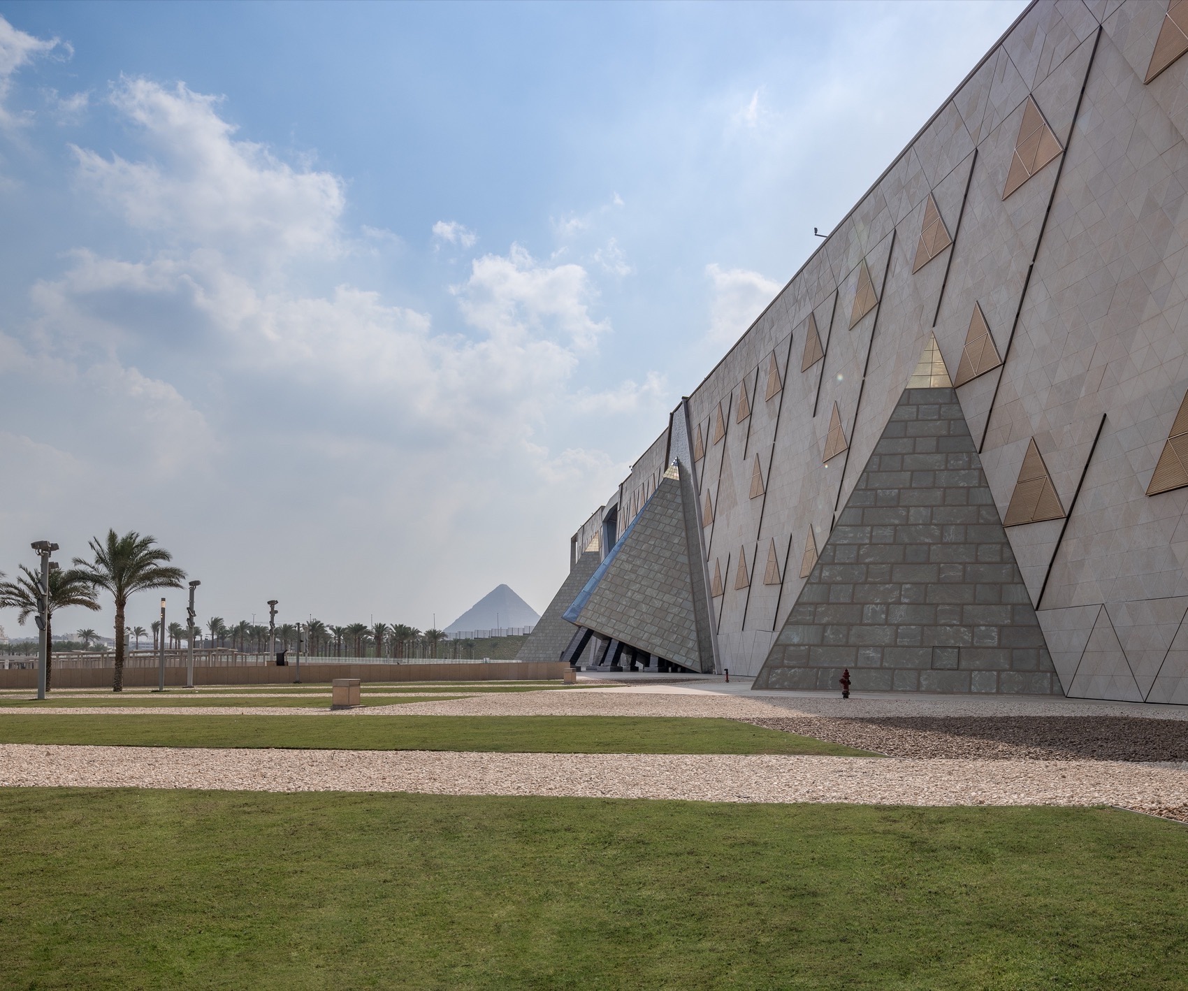 Grand Egyptian Museum by heneghan peng architects - 谷德设计网