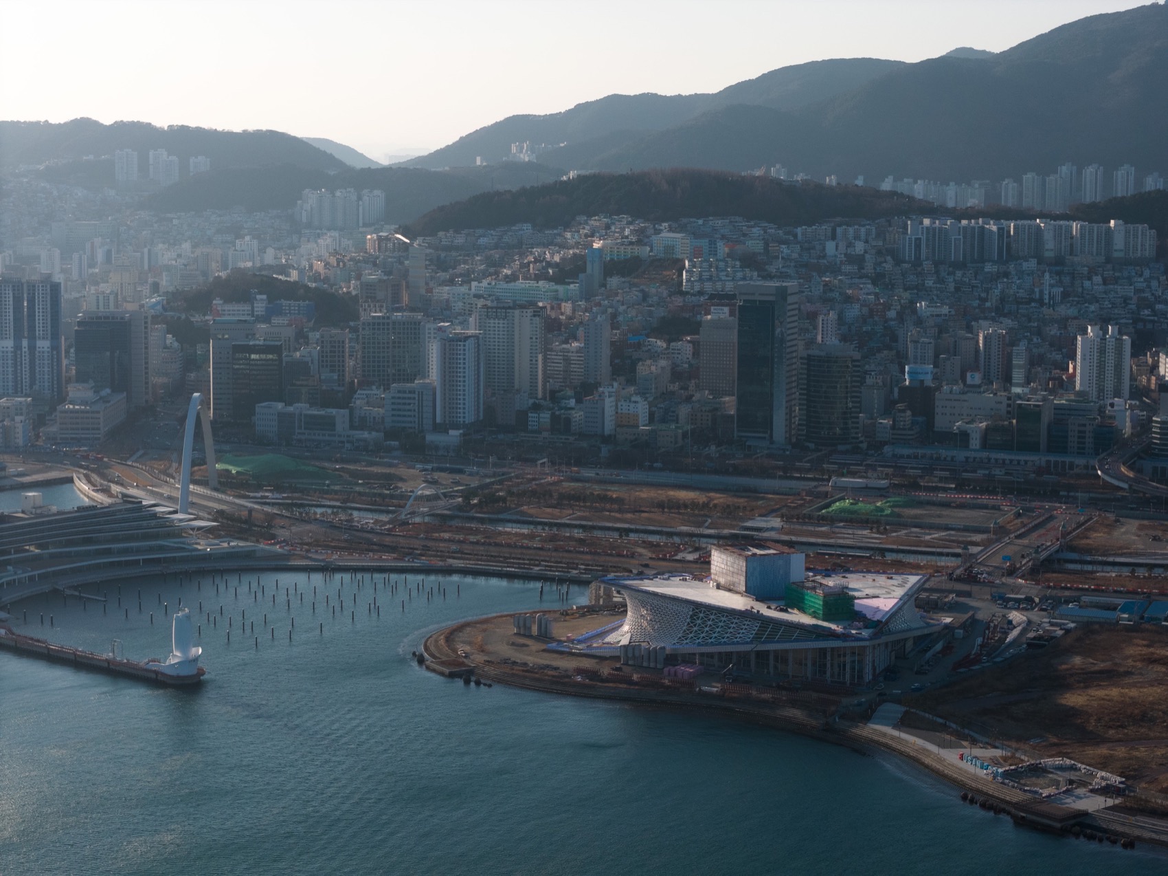 Busan Opera House by Snøhetta - 谷德设计网