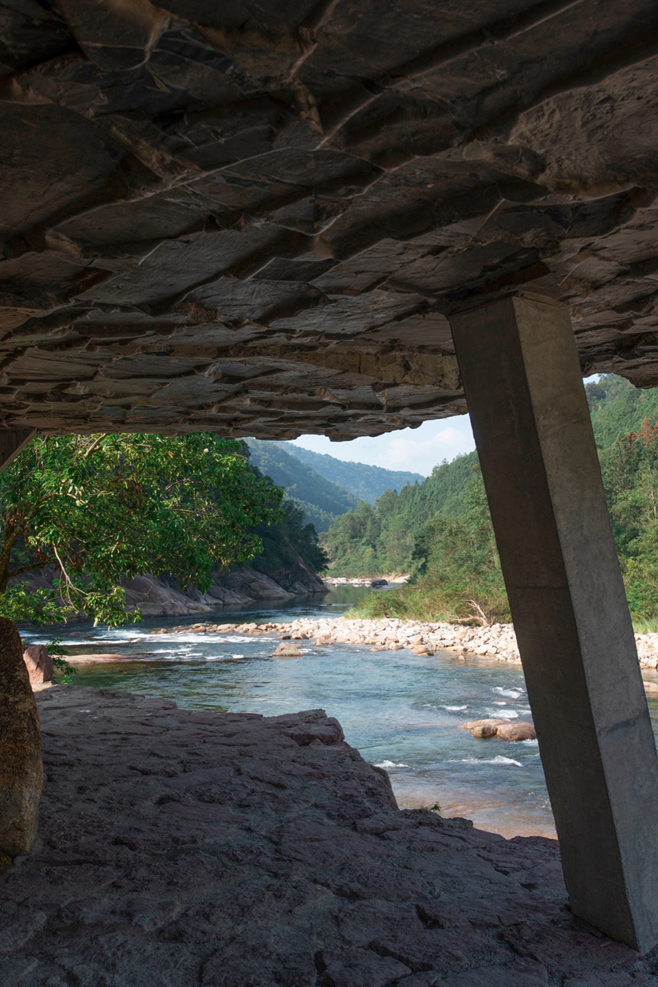 Moon Bay Waterfall Viewing Platform by CLAB Architects - 谷德设计网