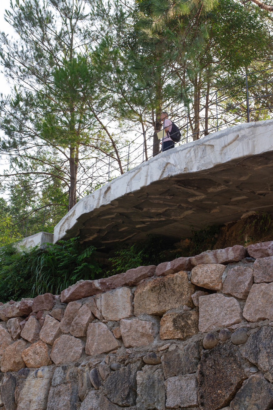 Moon Bay Waterfall Viewing Platform by CLAB Architects - 谷德设计网