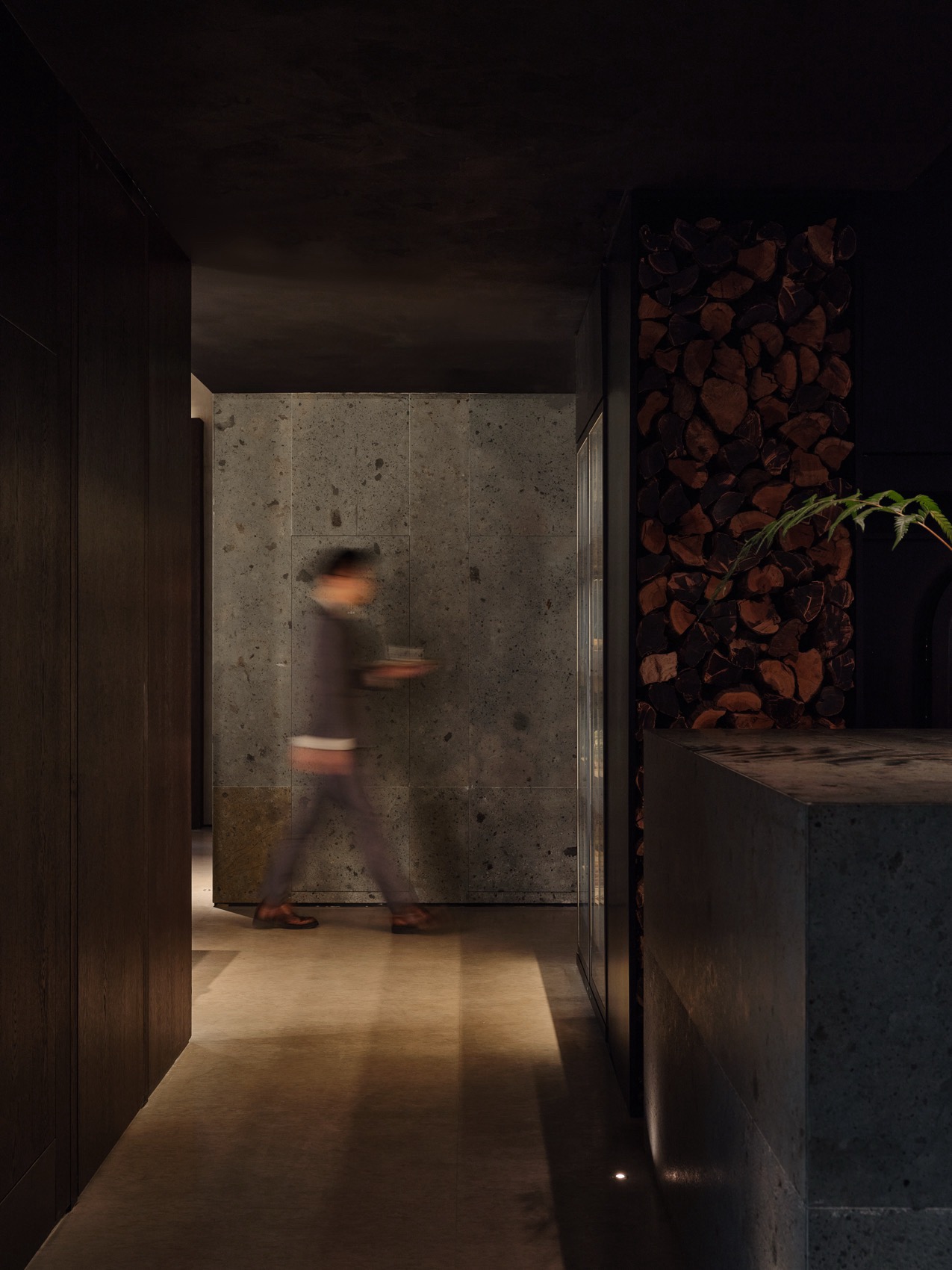 ‘MOSS’ Restaurant by Studio8 Architects - 谷德设计网