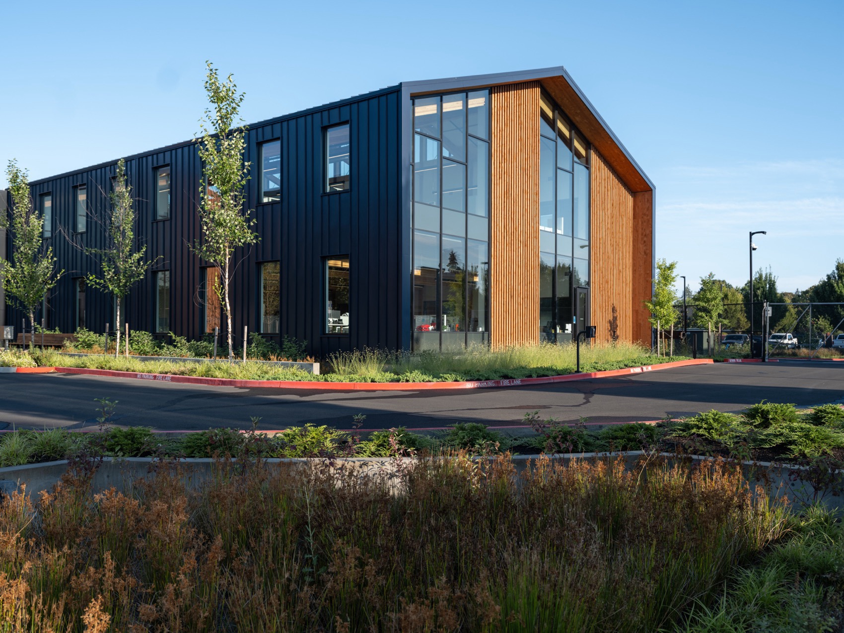 Public Works Operations Building, City of Salem by Hacker - 谷德设计网