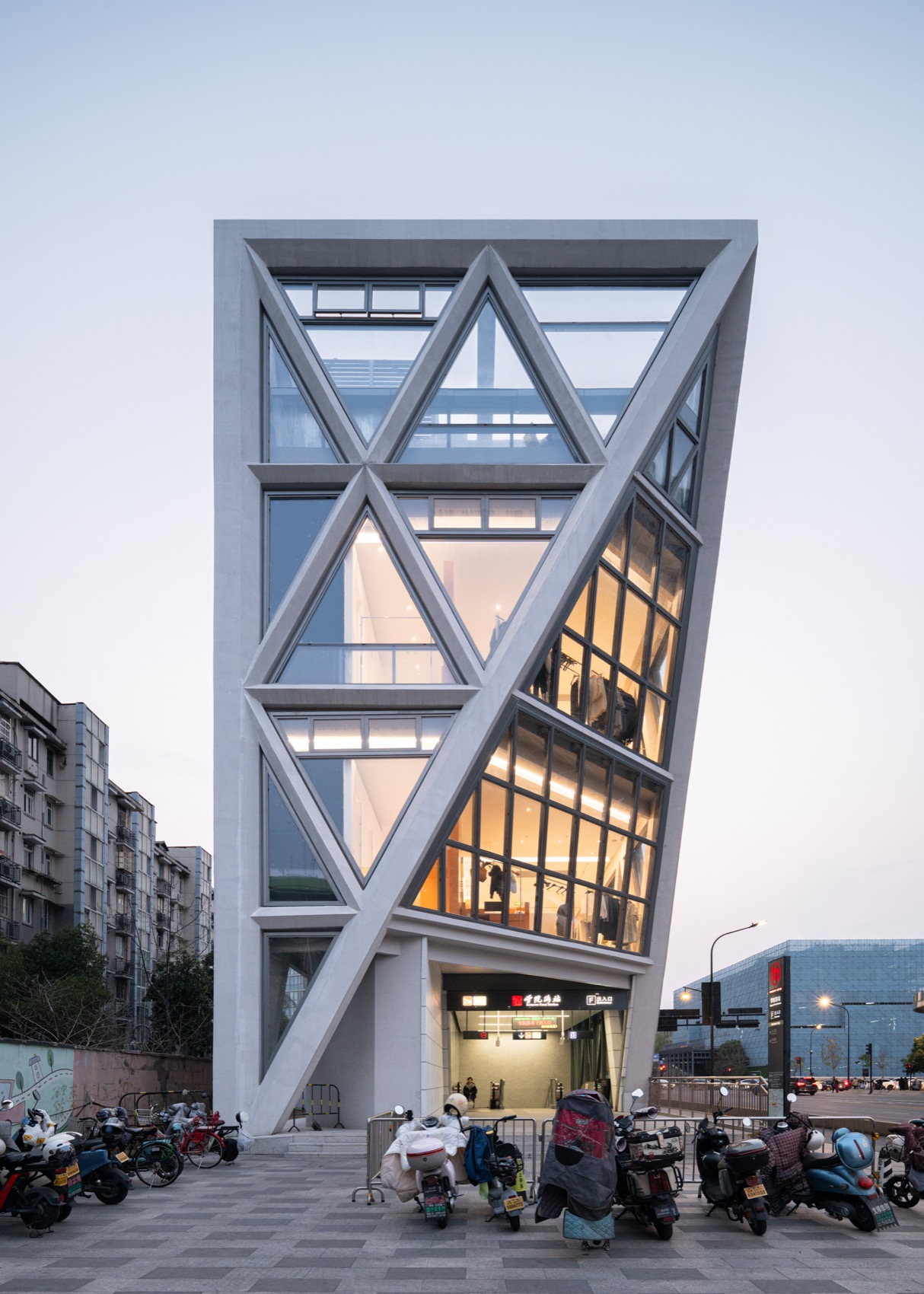 Hangzhou Xueyuan Road TOD Station Commercial Building (SEEI Flagship ...