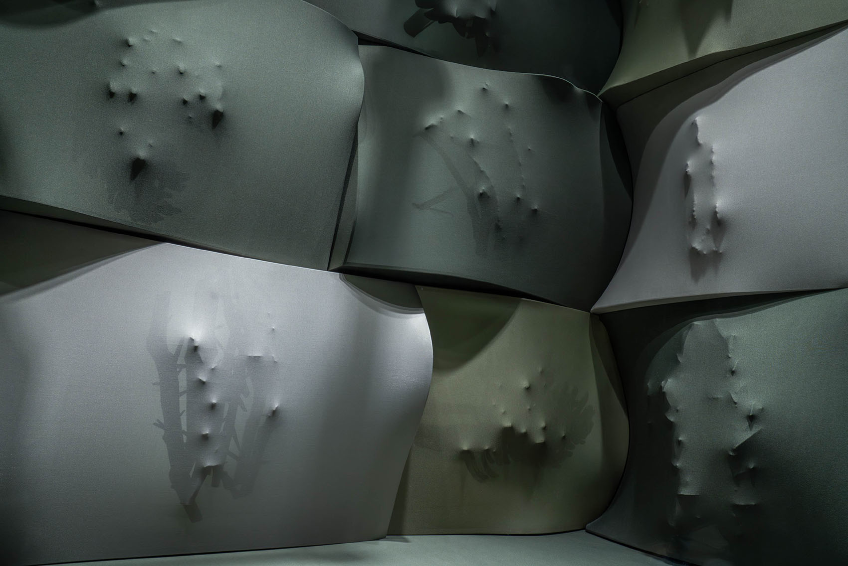 ARC’TERYX 2025FW Window & DP Design by PILLS Design - 谷德设计网