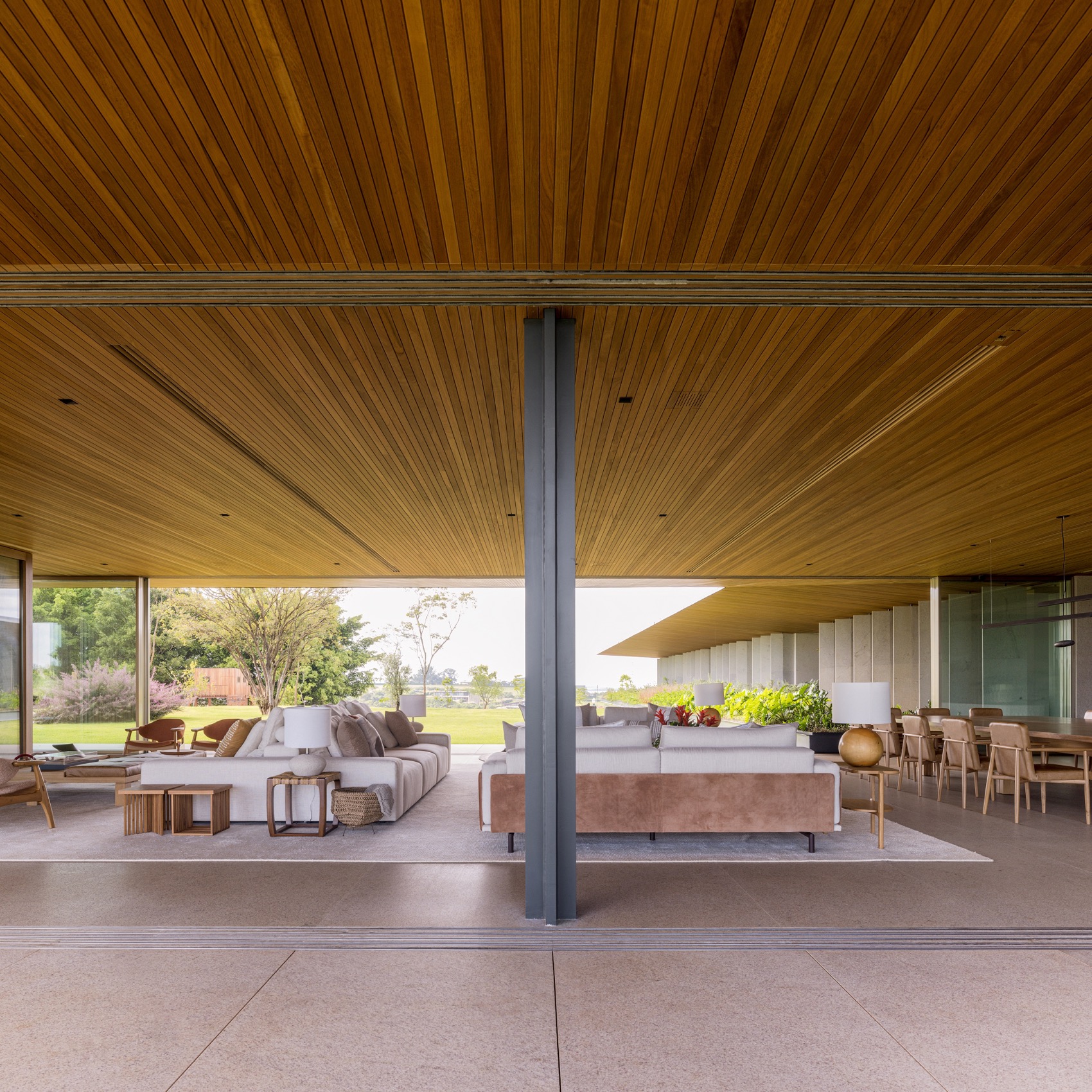 EA House by Jacobsen Studio - 谷德设计网
