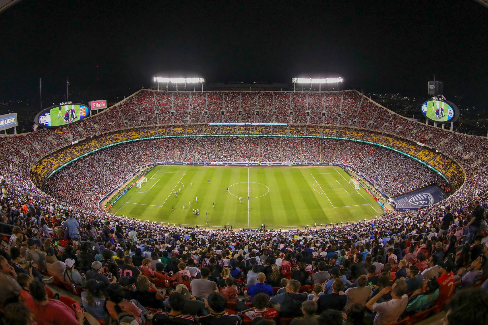 Populous FIFA World Cup™ Venues - 谷德设计网